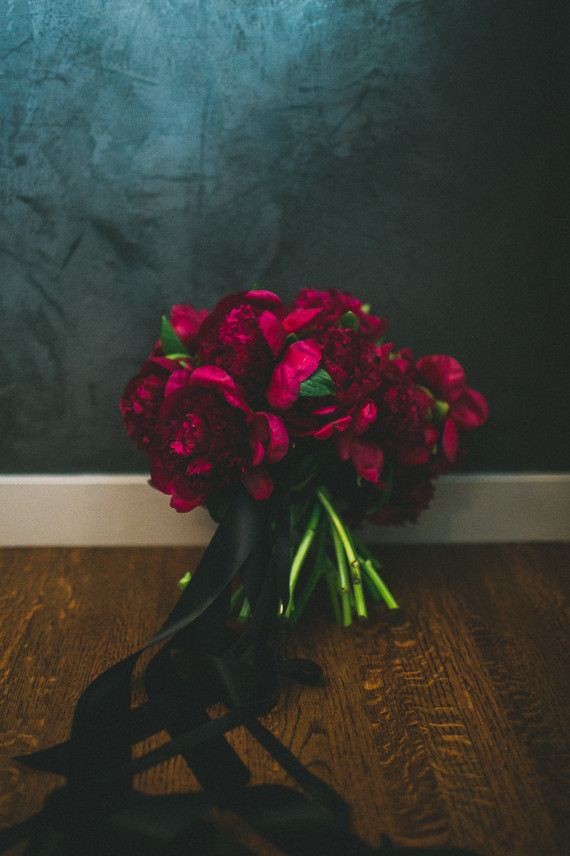 Red peony bouquet | Wedding & Party Ideas | 100 Layer Cake