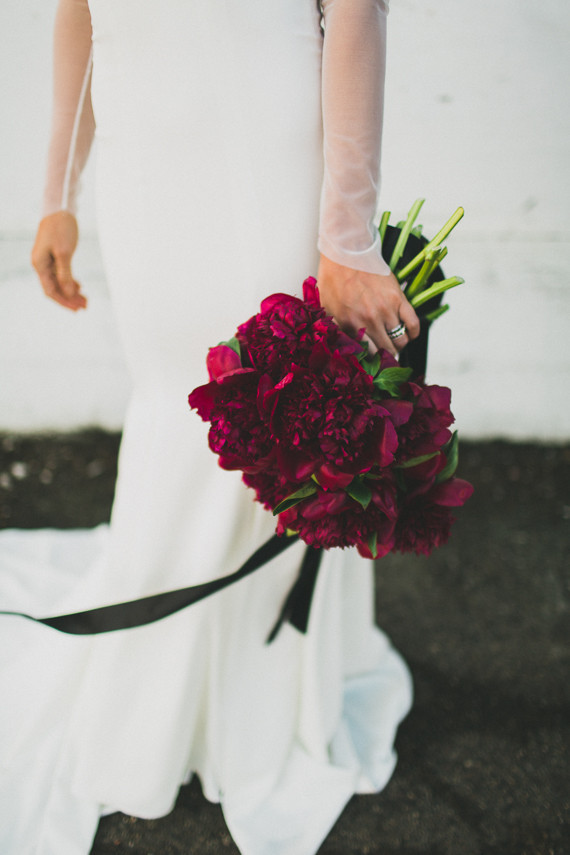 Red peony bouquet | Wedding & Party Ideas | 100 Layer Cake