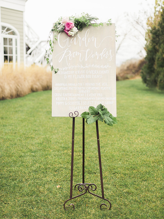 Floral Wedding Signage | Wedding & Party Ideas | 100 Layer Cake
