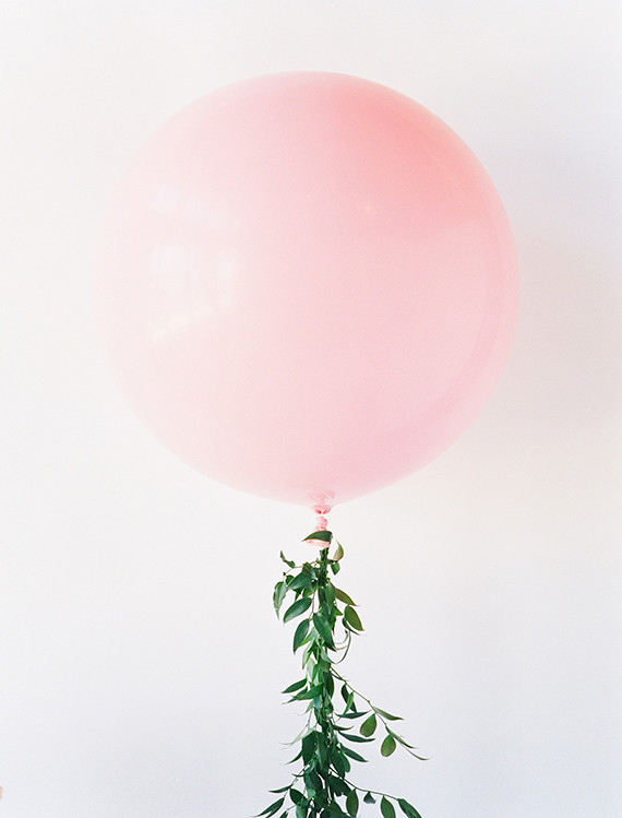 Giant pink balloon with floral string | Wedding & Party Ideas | 100 ...