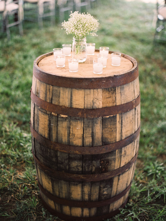 Rustic barrel decor | Wedding & Party Ideas | 100 Layer Cake