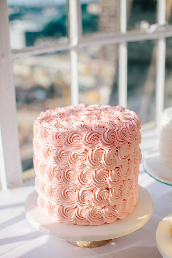 Light pink wedding cake | Wedding & Party Ideas | 100 Layer Cake