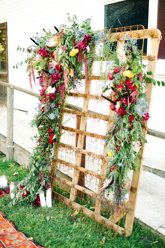 Ceremony backdrop | Wedding & Party Ideas | 100 Layer Cake