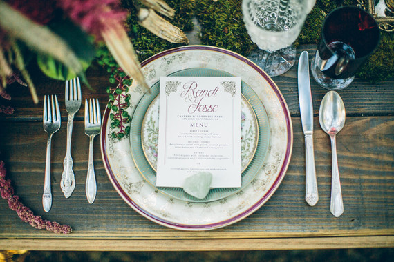 Vintage place setting | Wedding & Party Ideas | 100 Layer Cake