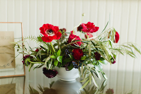 Red anemone centerpiece | Wedding & Party Ideas | 100 Layer Cake