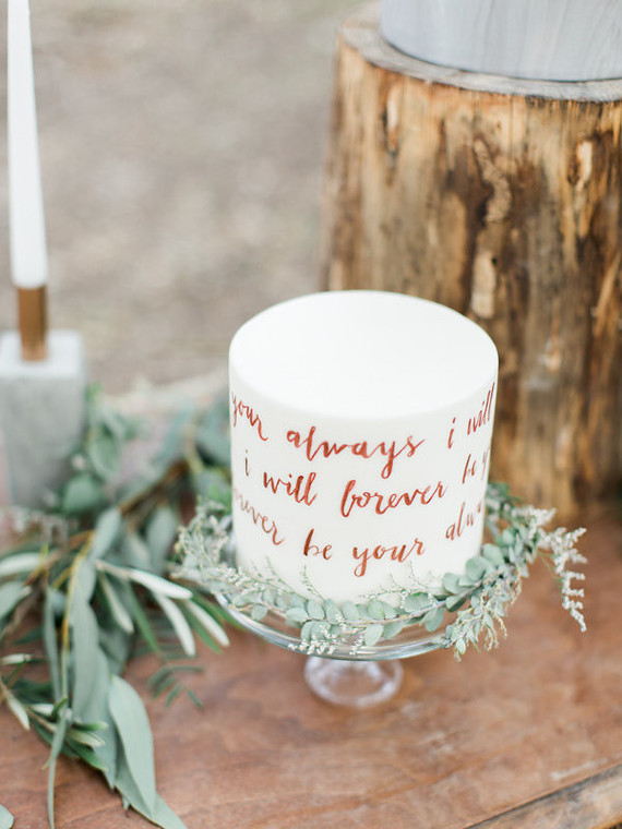 Calligraphy wedding cake | Wedding & Party Ideas | 100 Layer Cake