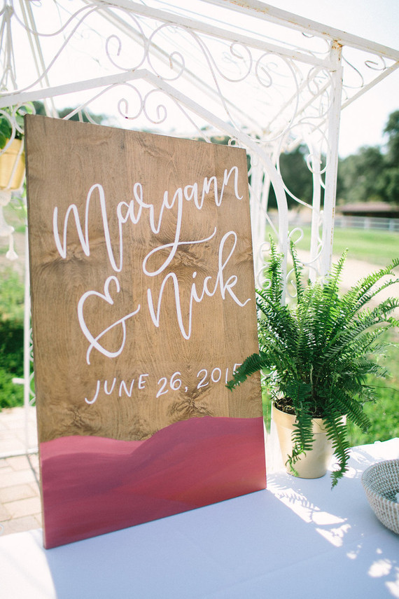 Rustic wedding signage | Wedding & Party Ideas | 100 Layer Cake