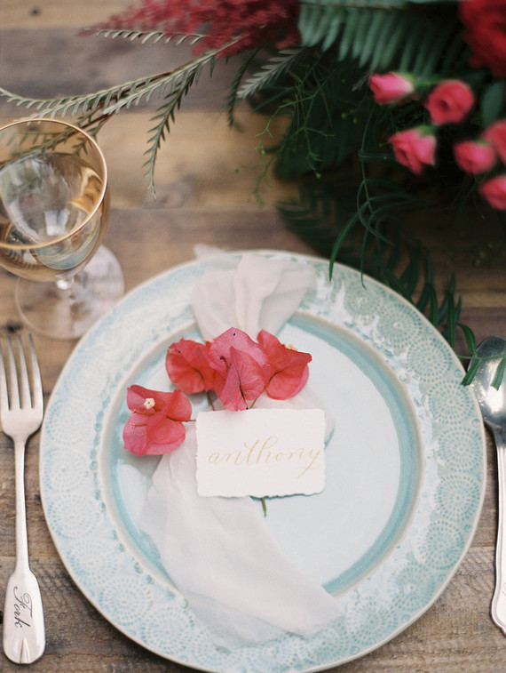 Spring wedding place setting | Wedding & Party Ideas | 100 Layer Cake