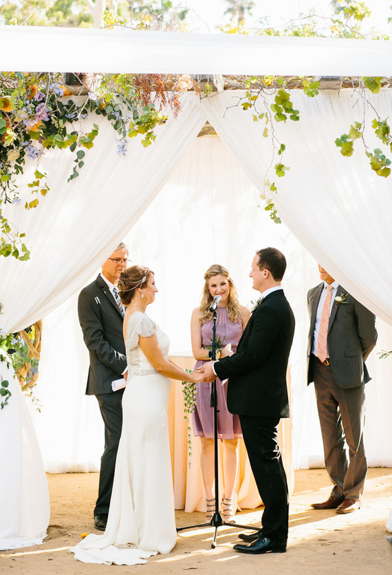 Spanish style wedding ceremony | Wedding & Party Ideas | 100 Layer Cake