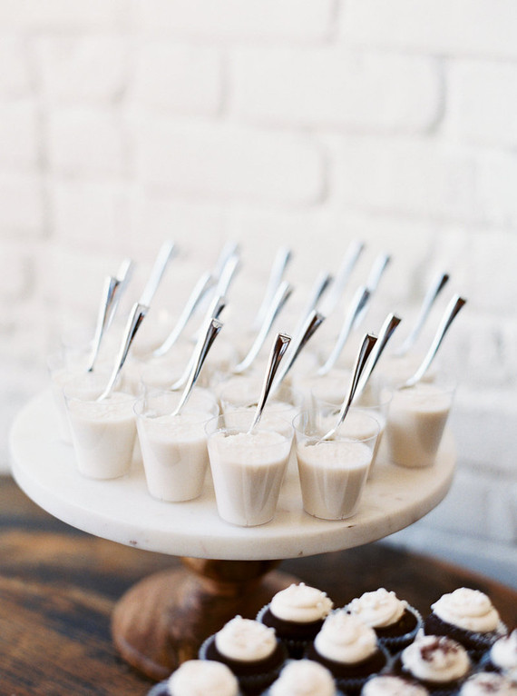 Modern dessert table | Wedding & Party Ideas | 100 Layer Cake