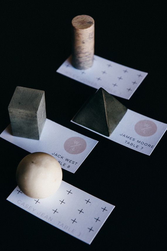 Modern place cards | Wedding & Party Ideas | 100 Layer Cake