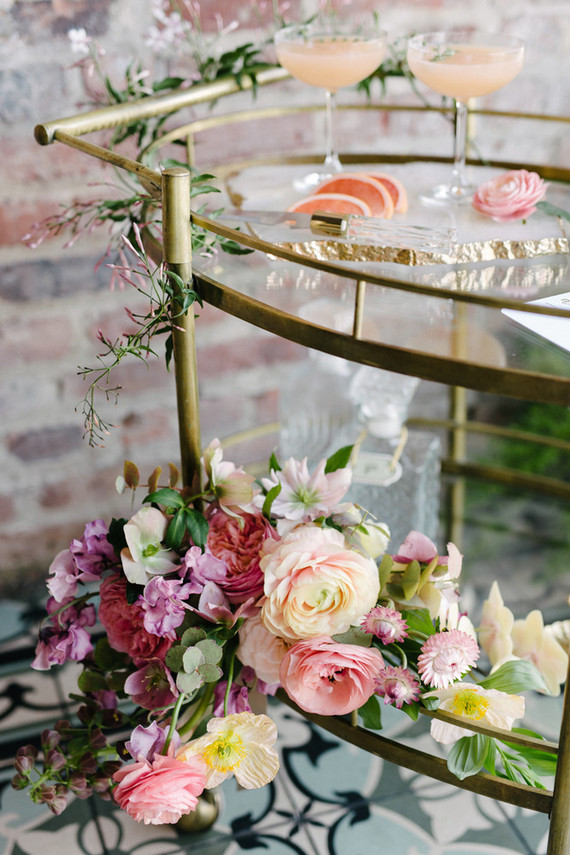 Spring wedding inspiration | Wedding & Party Ideas | 100 Layer Cake