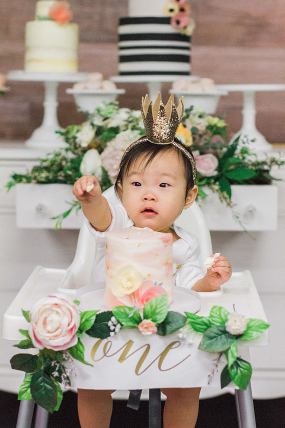 Floral Korean Dol first birthday | Wedding & Party Ideas | 100 Layer Cake