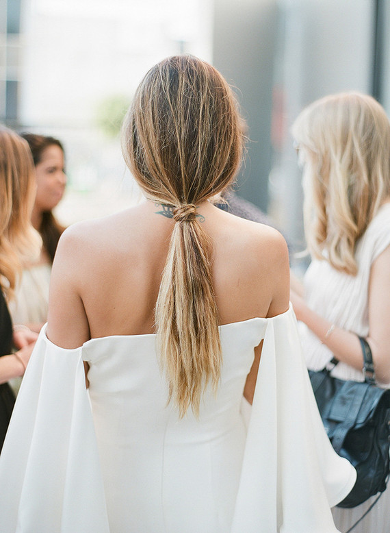 Modern ponytail | Wedding & Party Ideas | 100 Layer Cake