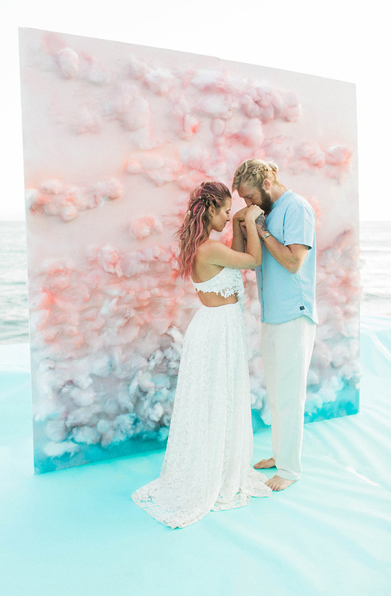 Unique ceremony backdrop | Wedding & Party Ideas | 100 Layer Cake