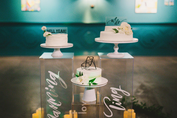 Modern cake display | Wedding & Party Ideas | 100 Layer Cake
