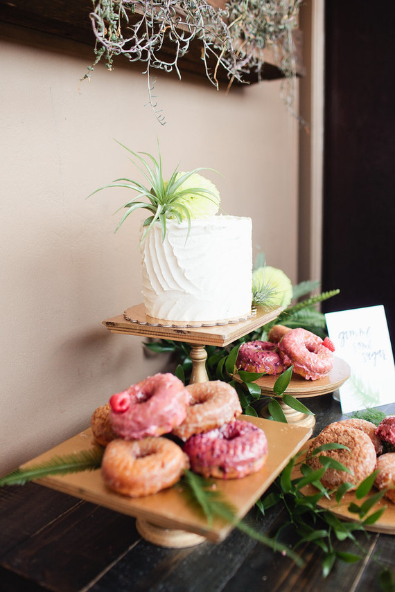 Donut dessert table | Wedding & Party Ideas | 100 Layer Cake