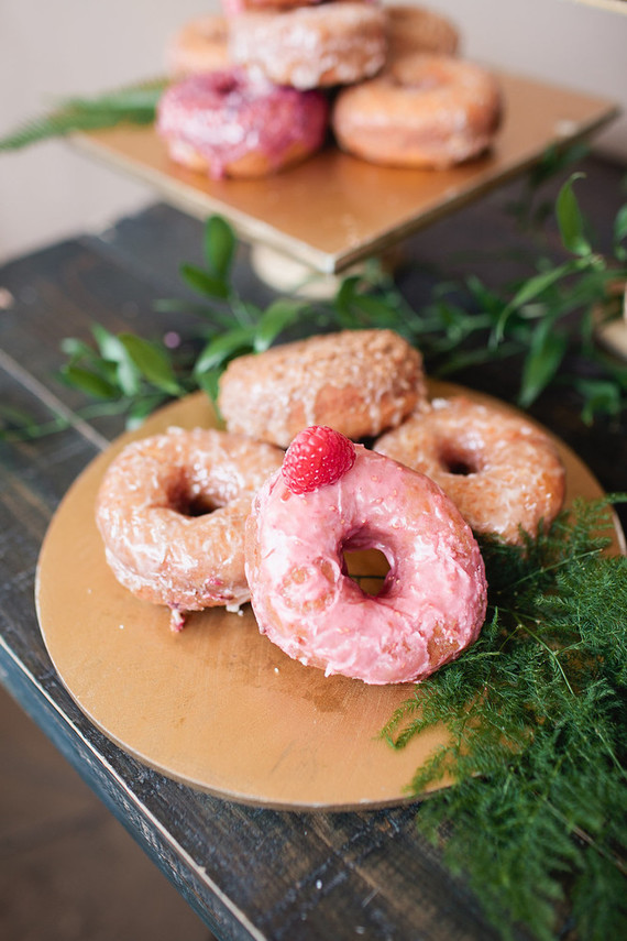 Rustic modern baby shower | Wedding & Party Ideas | 100 Layer Cake