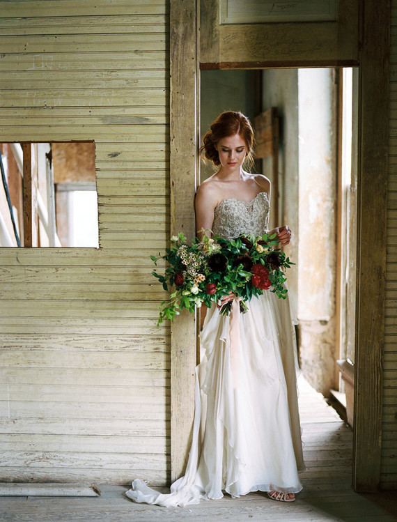 Romantic bride | Wedding & Party Ideas | 100 Layer Cake