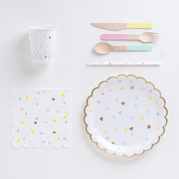 Modern paper party decor | Wedding & Party Ideas | 100 Layer Cake