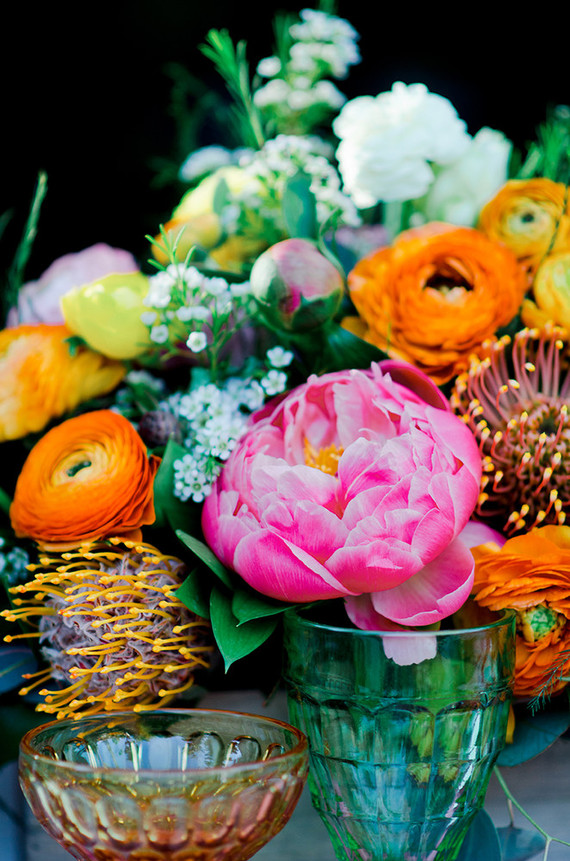Colorful flowers | Wedding & Party Ideas | 100 Layer Cake