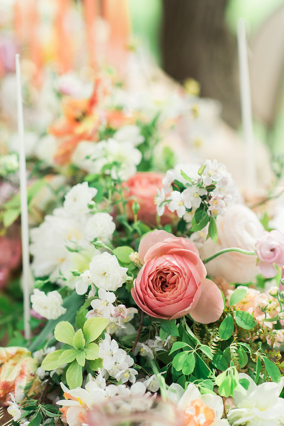 spring wedding florals | Wedding & Party Ideas | 100 Layer Cake
