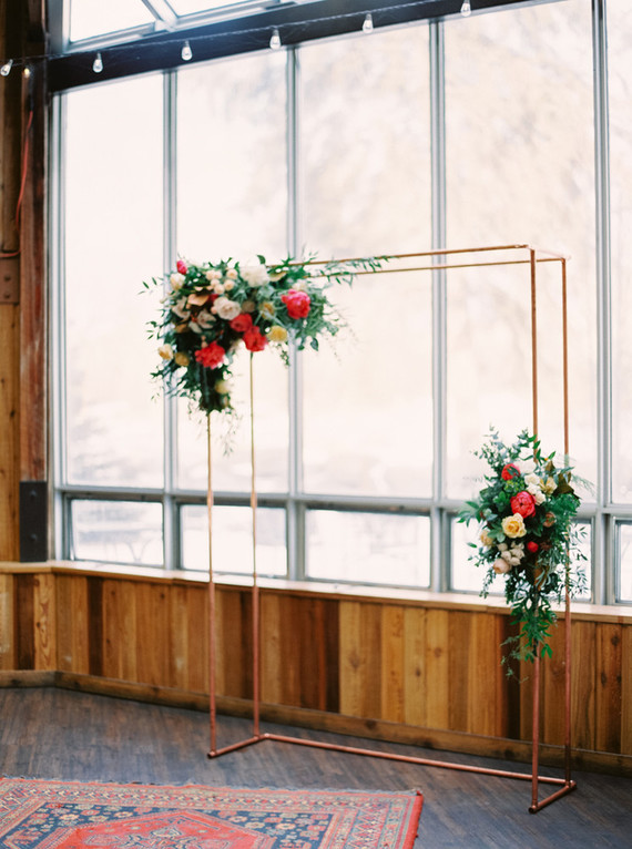 Modern wedding arch | Wedding & Party Ideas | 100 Layer Cake