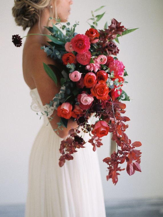 Red and pink bridal bouquet | Wedding & Party Ideas | 100 Layer Cake