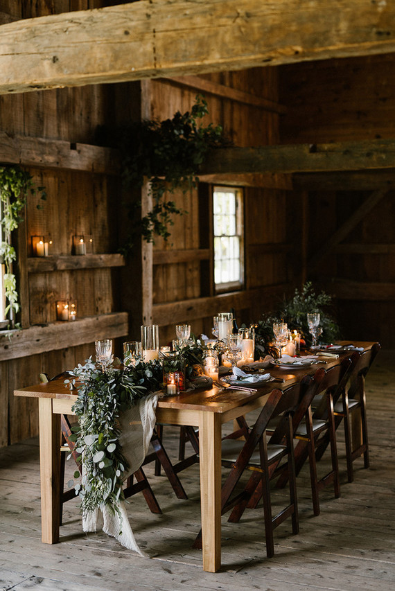 Fall barn wedding decor | Wedding & Party Ideas | 100 Layer Cake