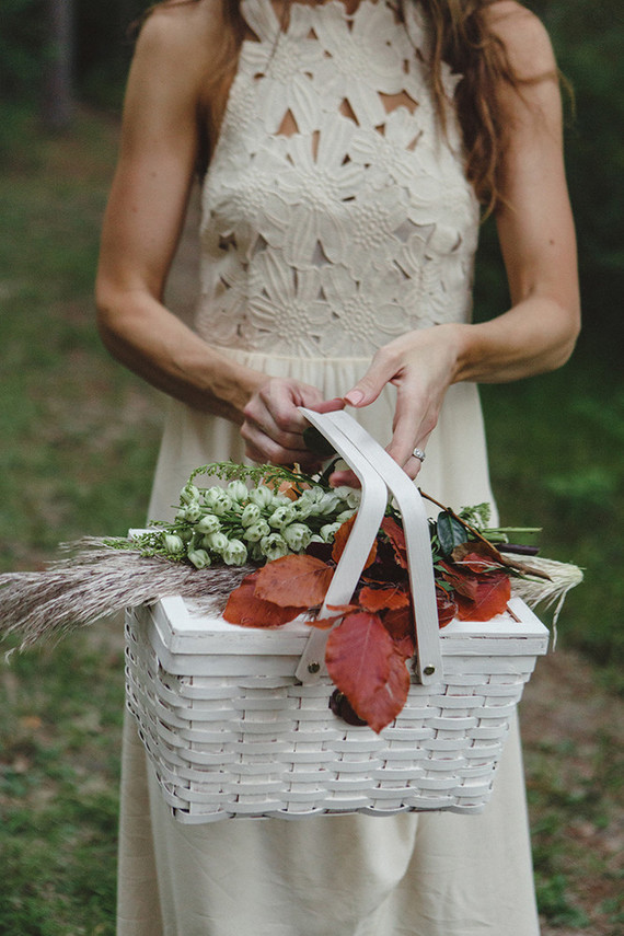 Cozy fall wedding inspiration | Wedding & Party Ideas | 100 Layer Cake