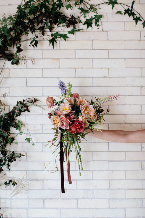Modern bridal bouquet | Wedding & Party Ideas | 100 Layer Cake