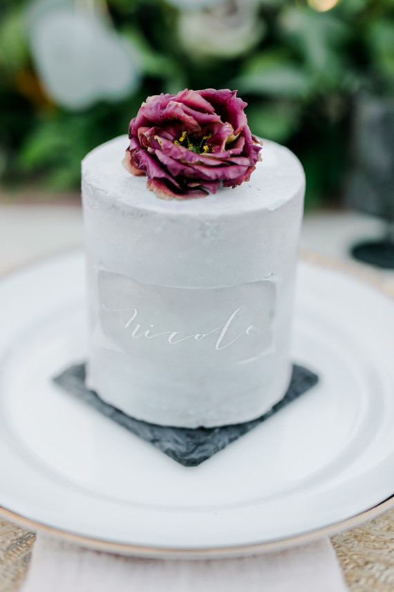 Slate wedding cake | Wedding & Party Ideas | 100 Layer Cake