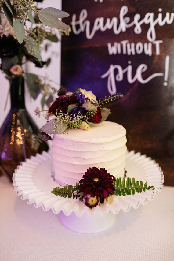 Pie table | Wedding & Party Ideas | 100 Layer Cake