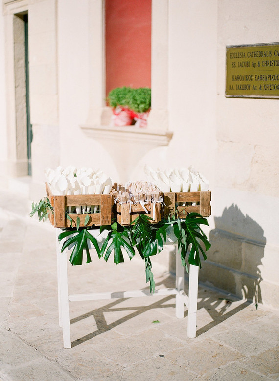 Tropical wedding ideas | Wedding & Party Ideas | 100 Layer Cake