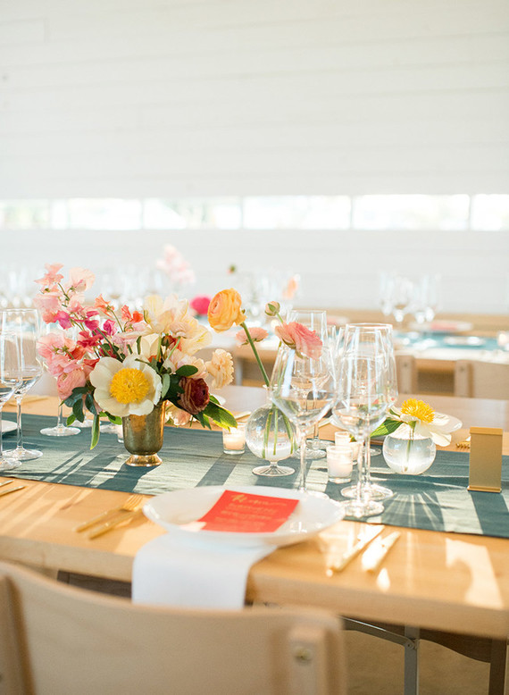 Modern wedding reception decor | Wedding & Party Ideas | 100 Layer Cake