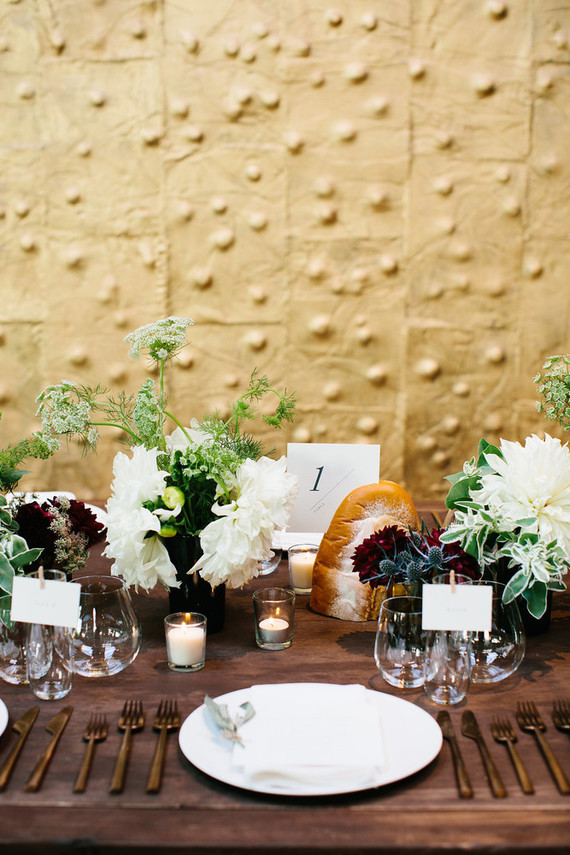 White place setting | Wedding & Party Ideas | 100 Layer Cake