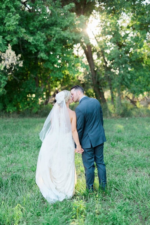 Bride and groom portrait | Wedding & Party Ideas | 100 Layer Cake