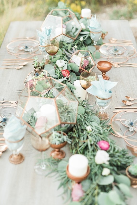Gold tablescape | Wedding & Party Ideas | 100 Layer Cake
