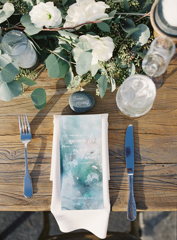 Modern place setting | Wedding & Party Ideas | 100 Layer Cake