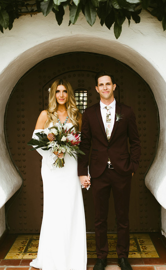 Bohemian bride and groom | Wedding & Party Ideas | 100 Layer Cake