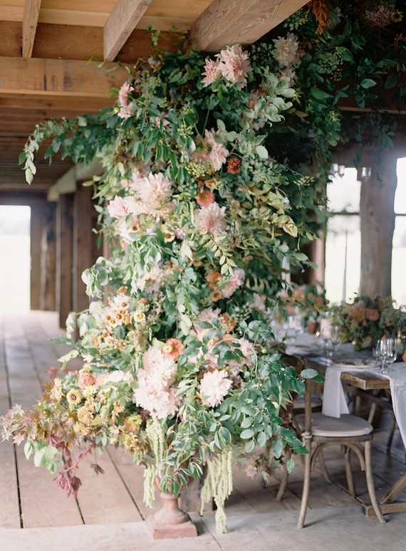 Floral installation with Floret Flower Farm | Wedding & Party Ideas ...