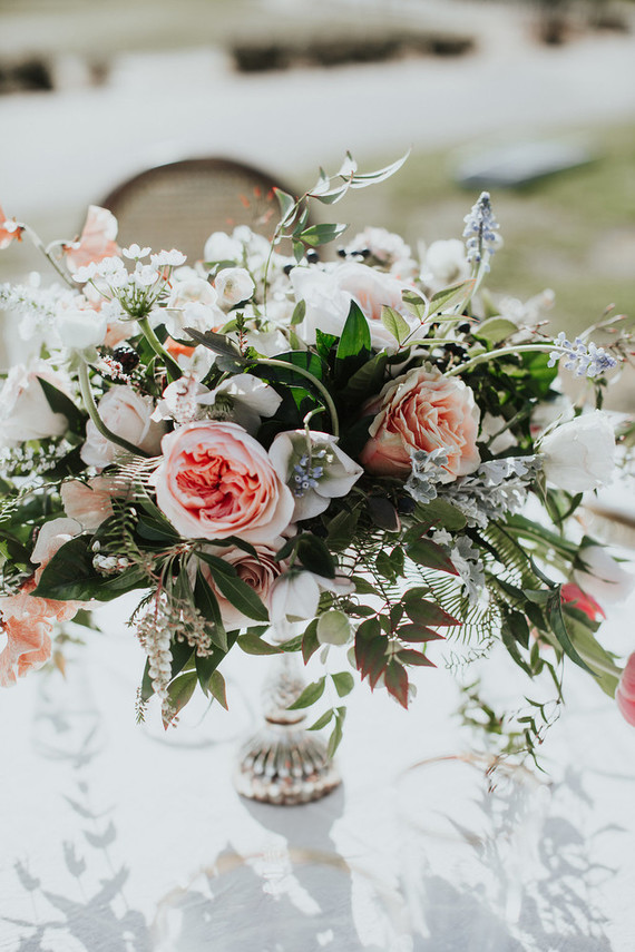 Dramatic wedding florals | Wedding & Party Ideas | 100 Layer Cake