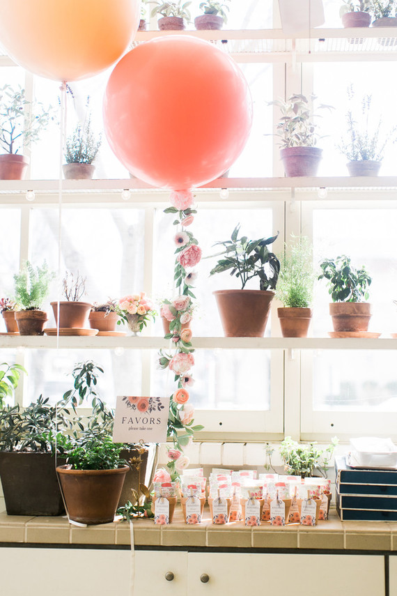 Floral party favors | Wedding & Party Ideas | 100 Layer Cake