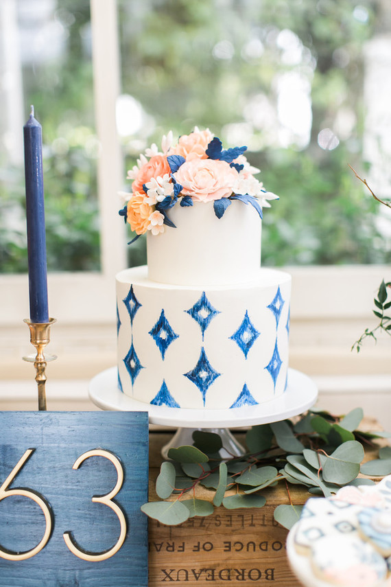 Ikat cake | Wedding & Party Ideas | 100 Layer Cake