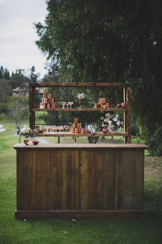 Rustic bar | Wedding & Party Ideas | 100 Layer Cake