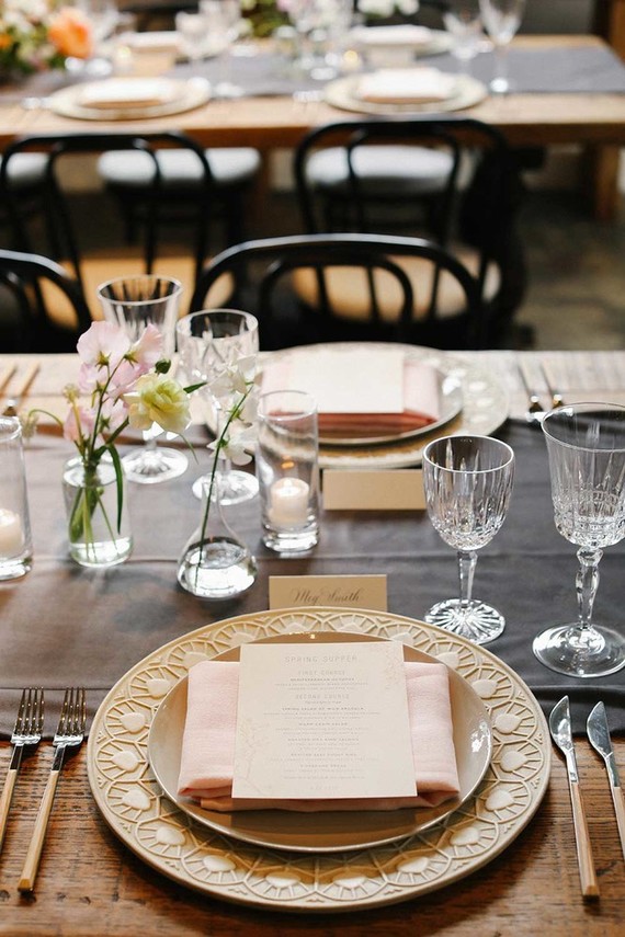 Place setting | Wedding & Party Ideas | 100 Layer Cake