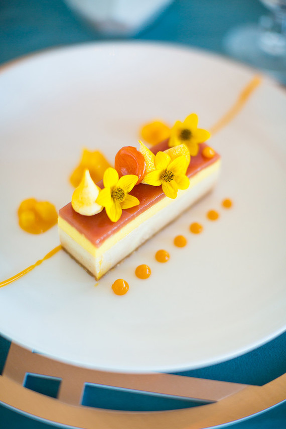 Modern wedding dessert | Wedding & Party Ideas | 100 Layer Cake