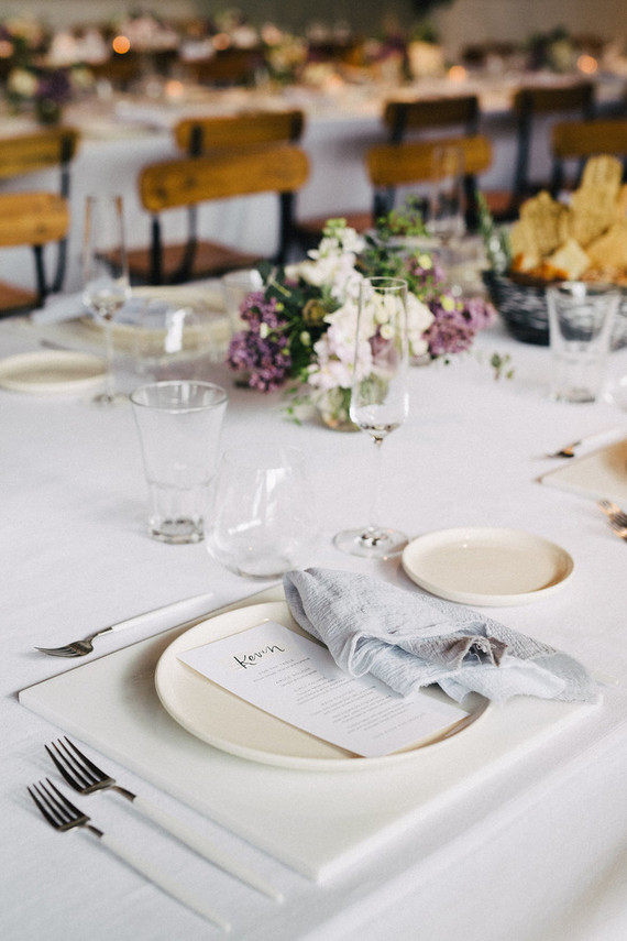 White place setting | Wedding & Party Ideas | 100 Layer Cake