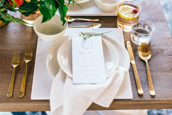 White place setting | Wedding & Party Ideas | 100 Layer Cake