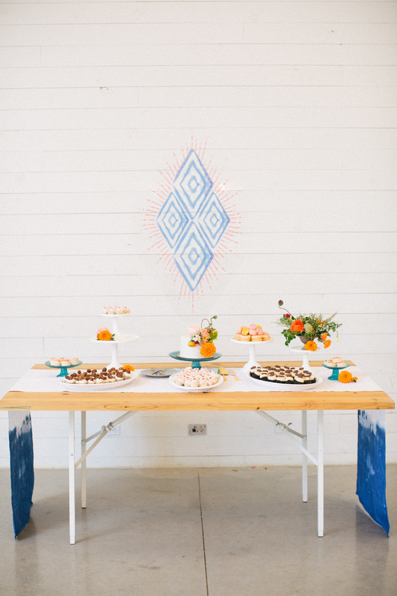 modern dessert table | Wedding & Party Ideas | 100 Layer Cake
